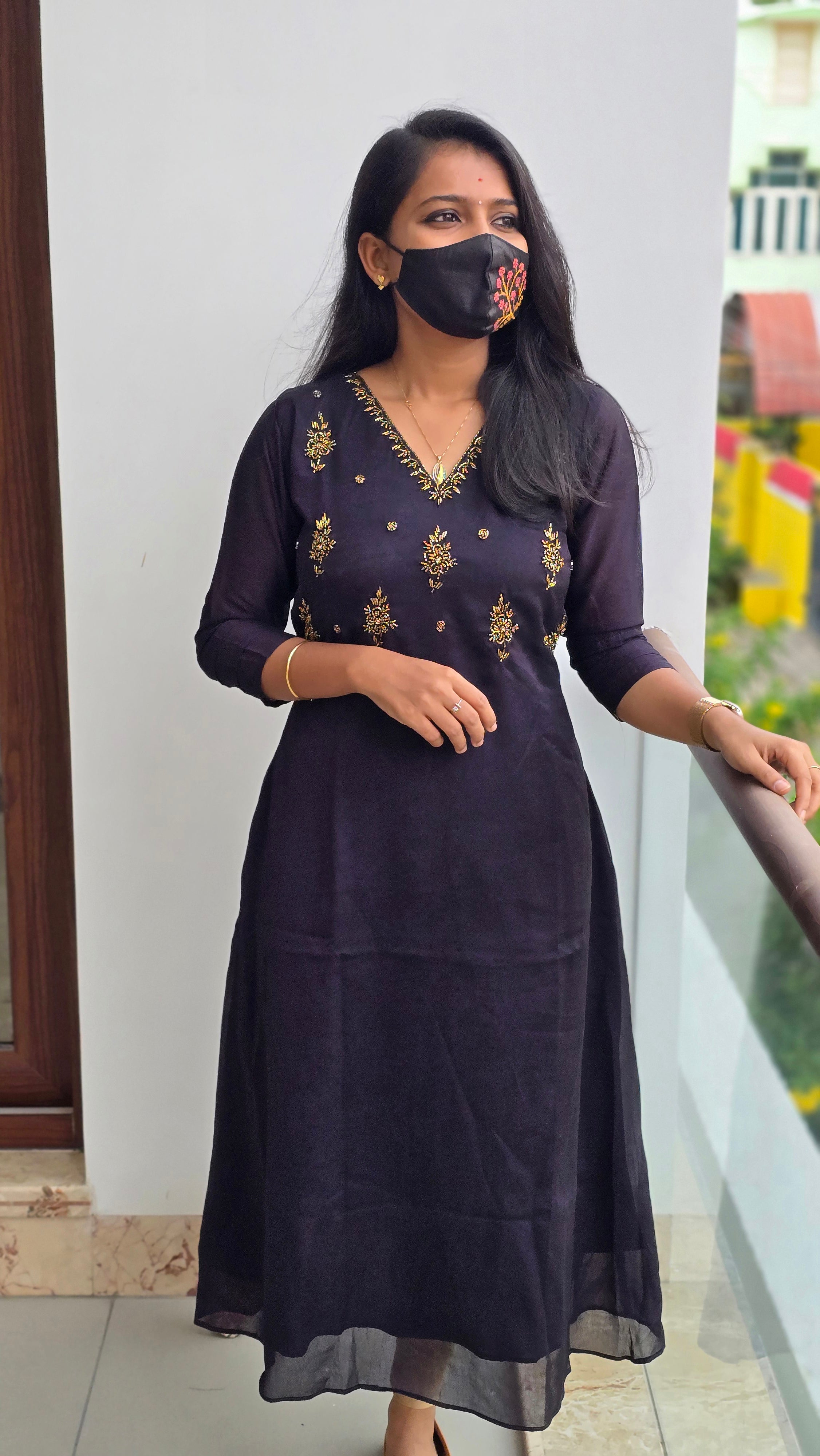 Handwork kurti (5739)(c)– Sprinklez Boutique